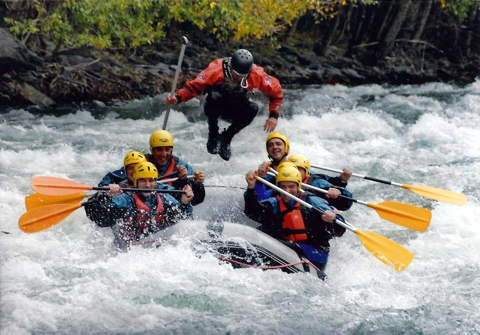 Adrenalina y diversión... ¡Empieza la temporada de rafting!