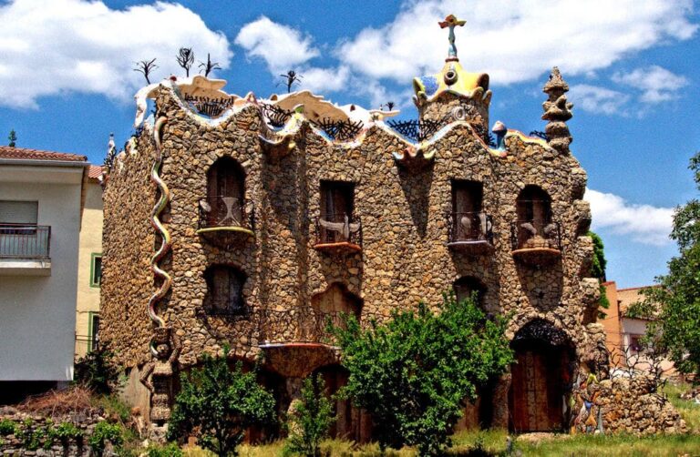 El Capricho de Cotrina: el "Gaudí" escondido en Extremadura