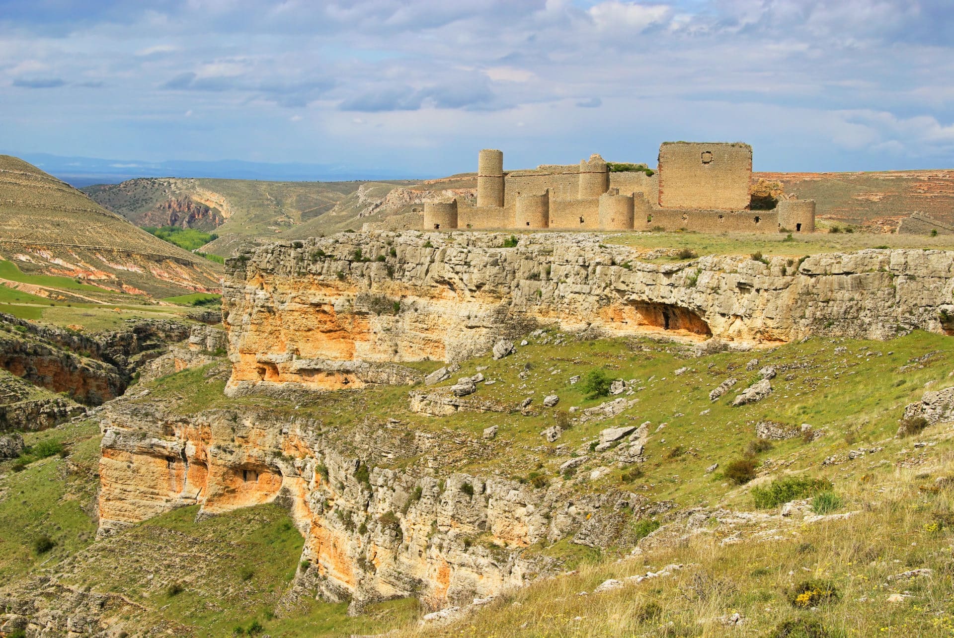 El castillo de Gormaz, la fortaleza árabe más grande de Europa