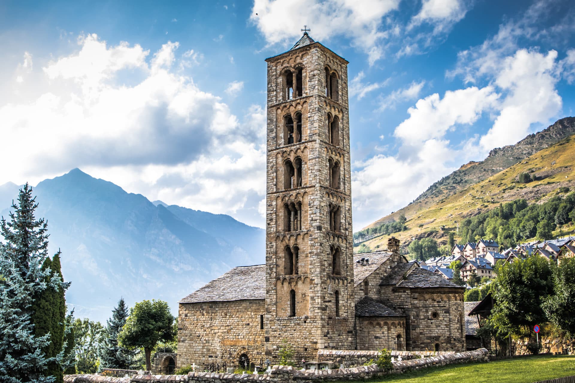 Los 8 pueblos más bonitos del Pirineo catalán