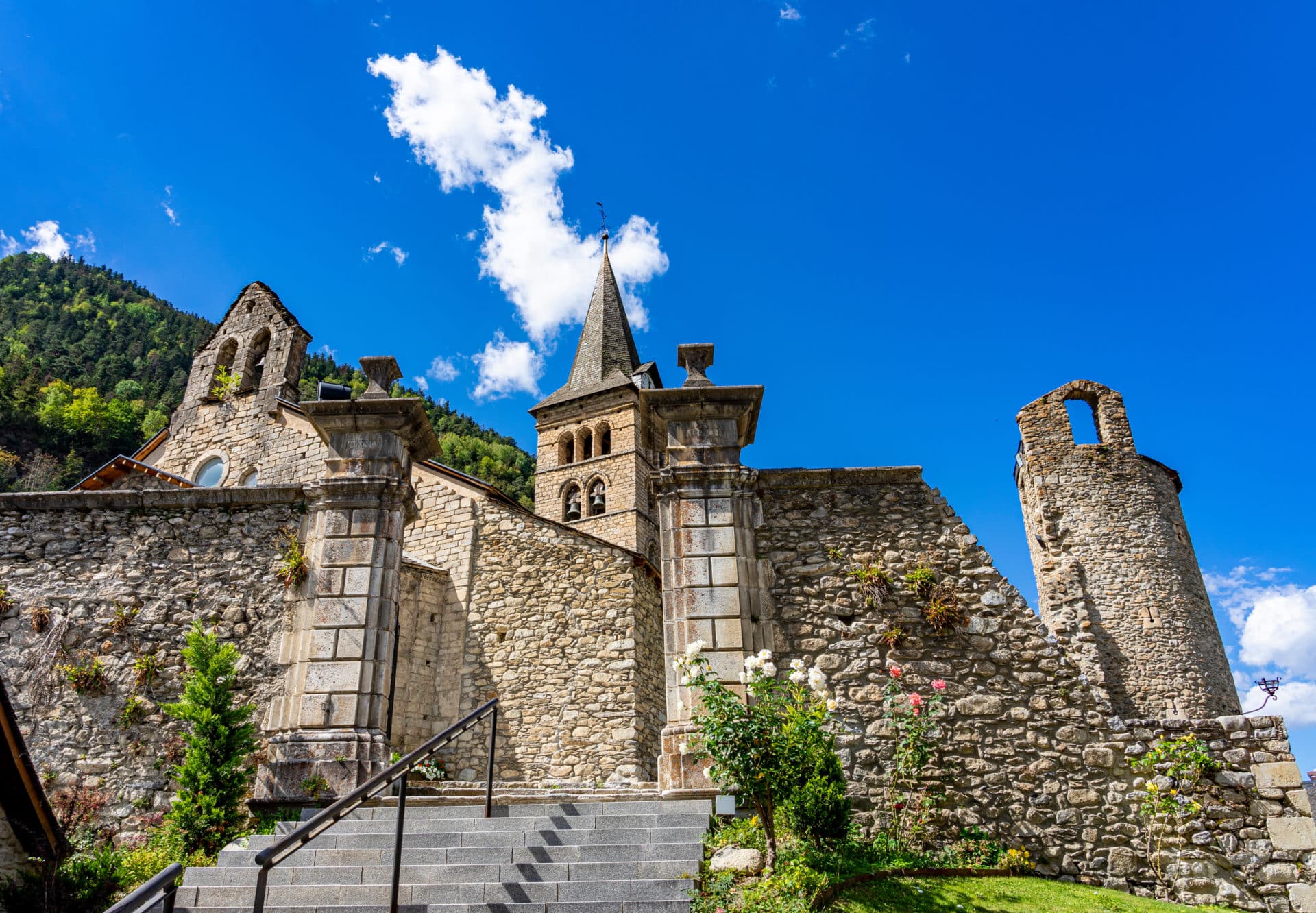 Los 9 pueblos más bonitos de los Pirineos