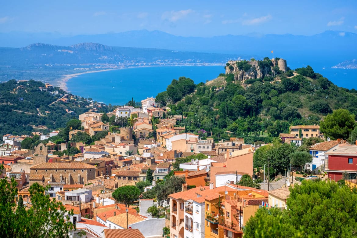 7 pueblos medievales en la Costa Brava para viajar al pasado