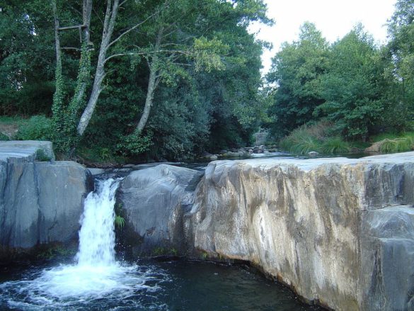 11 piscinas naturales en Portugal que harán que te olvides de la playa