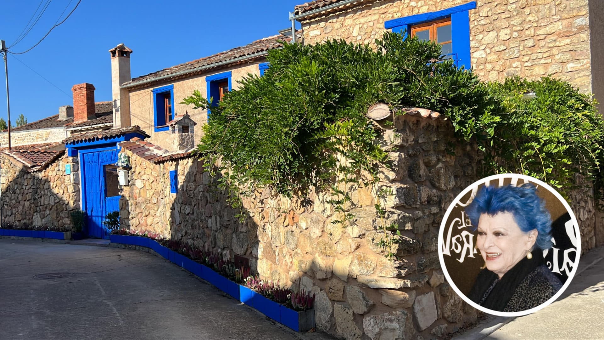 La casa azul de los Bosé ya está abierta al turismo rural